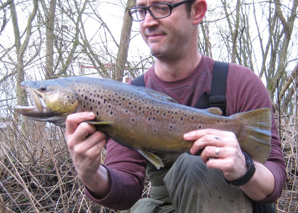 First day of the season fishing the river lea - Life on the bank