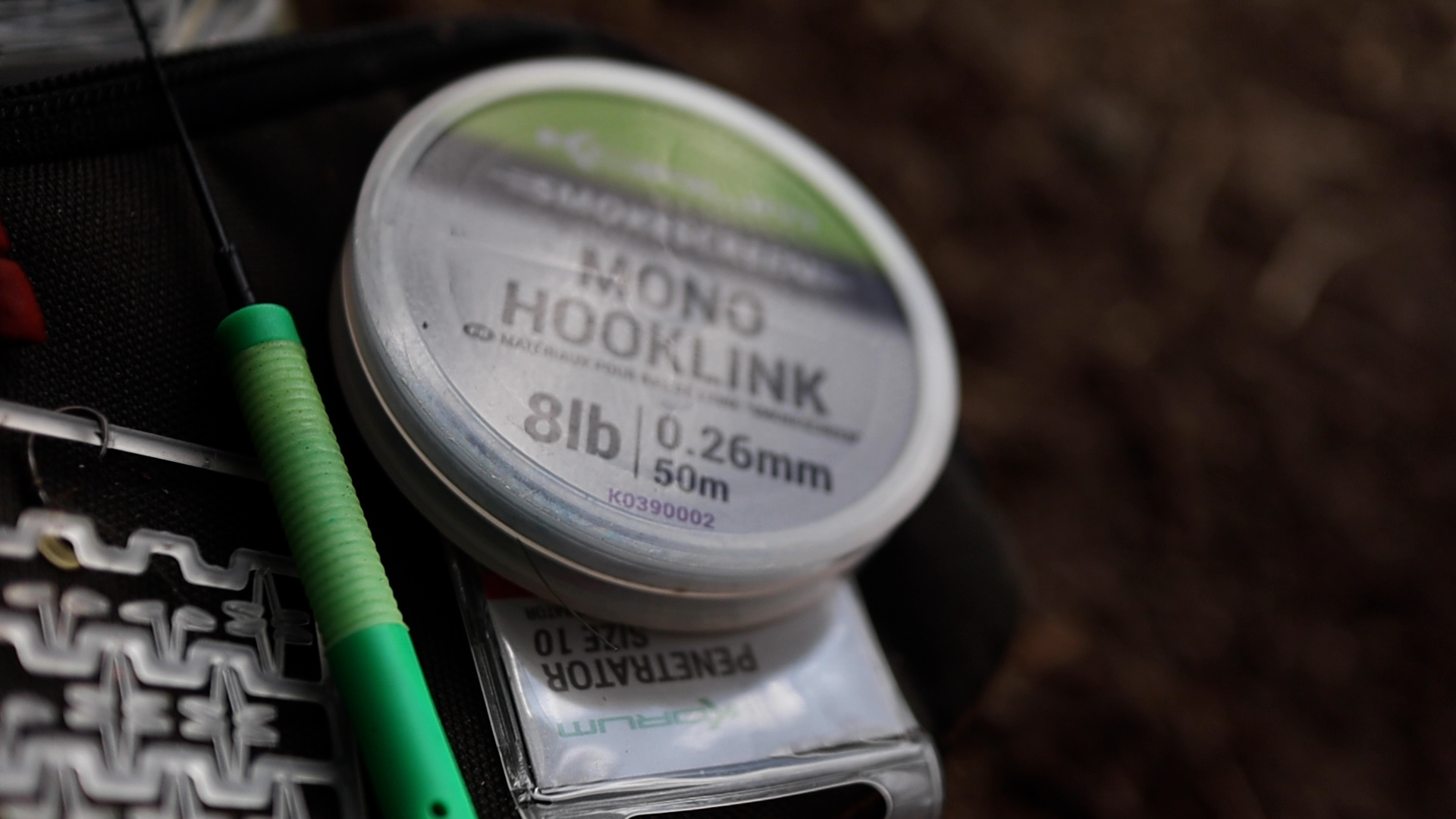 17-Mono - Life on the bank