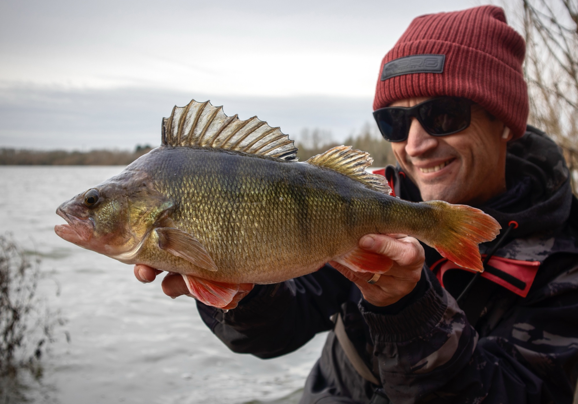 Perch fishing with Slick Shads and a Lucky Hat! - Life on the bank